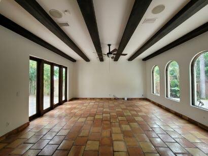 Home - Creative Poly Designs - Servicing The Greater Tampa Bay Area